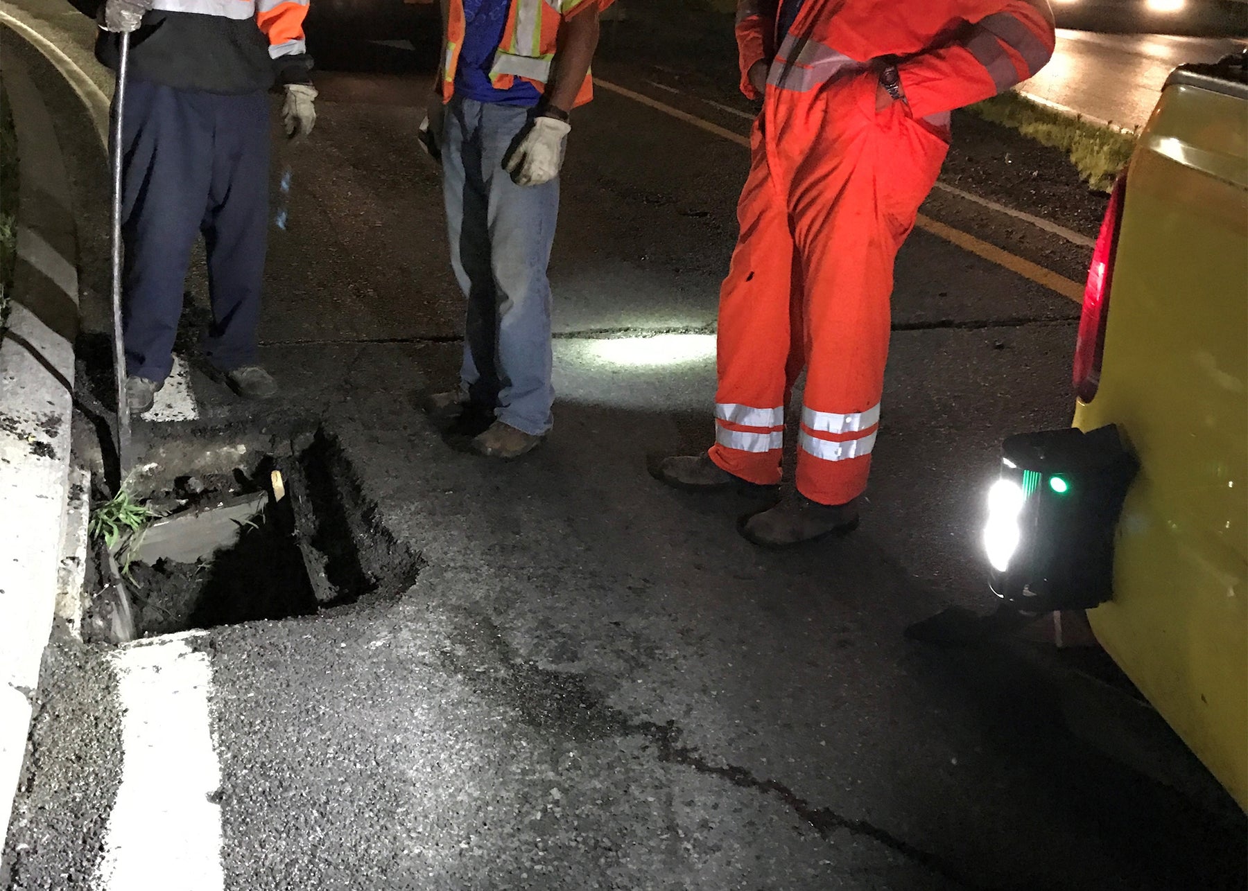 FoxFury Nomad® NOW Portable Scene Light with Remote Activation - IdentiFire